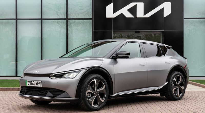 KM77 : La Kia EV6 mieux qu’une BMW M4 au test de l’élan