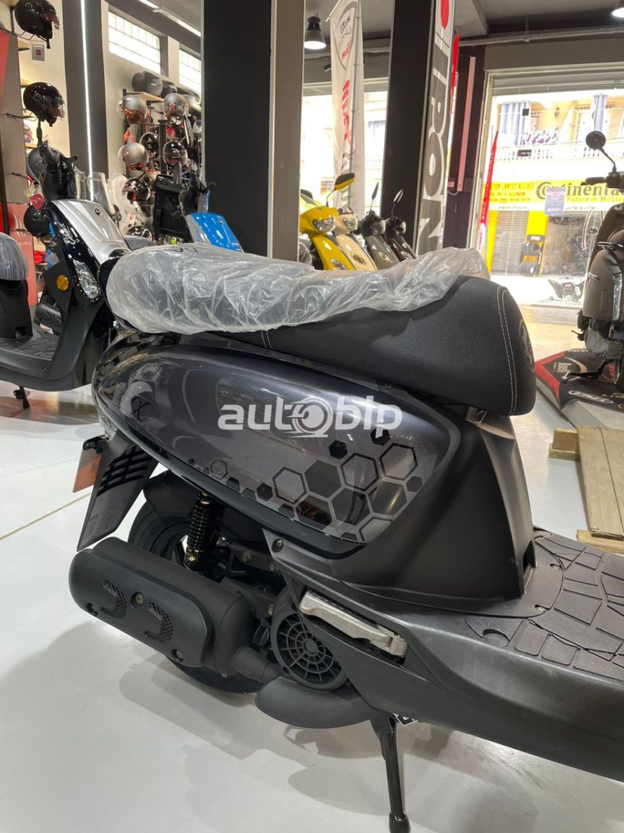 Prix VMS Estate X 125